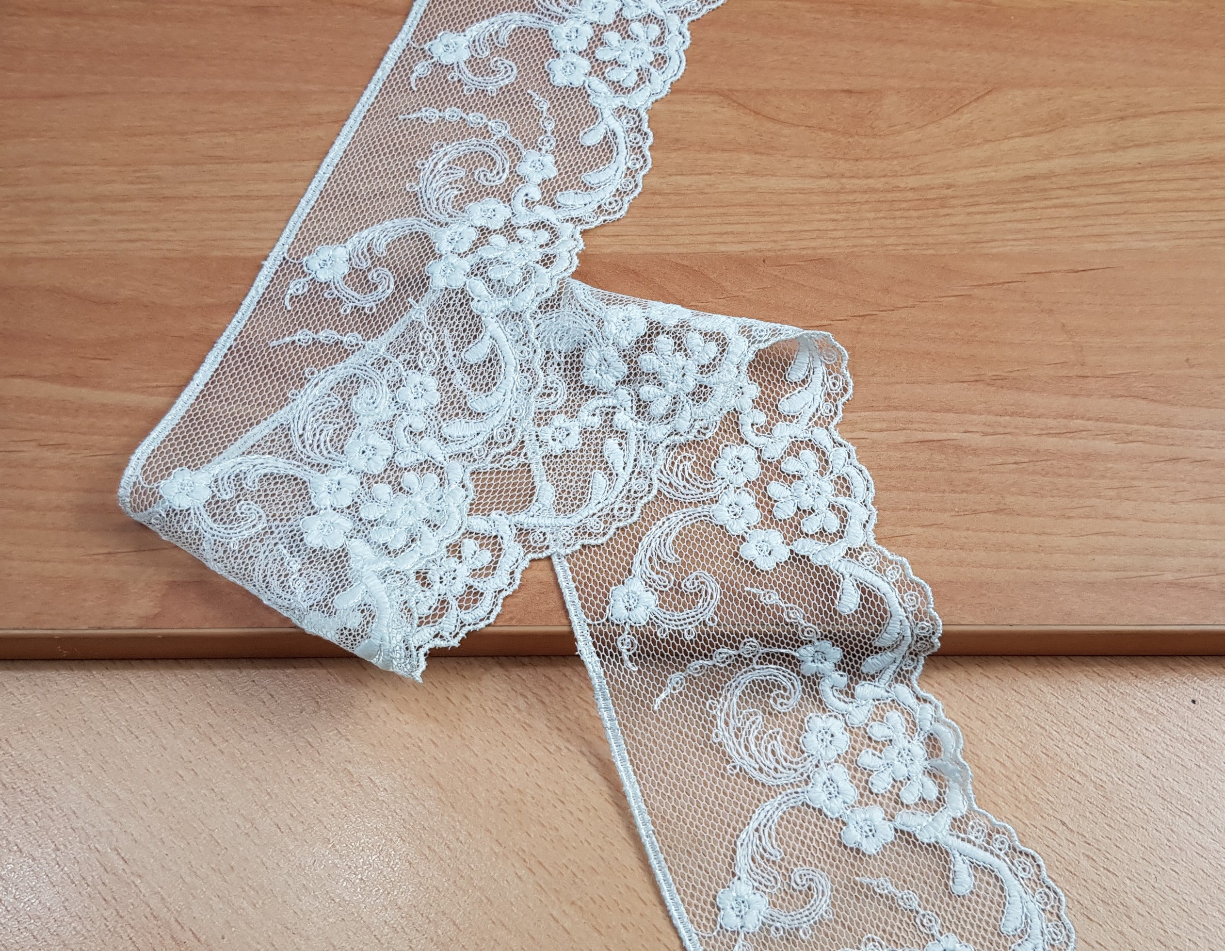 Cream Tulle Scallop (18015) [1 meter - 9 cm wide] – Tuhafiyecimiz